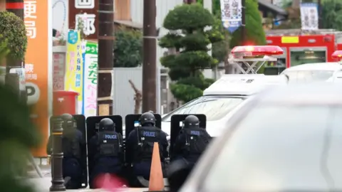 Japan: Gunman arrested and remaining hostage freed