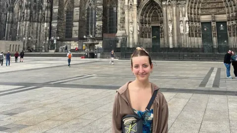 Flight chaos causes Poole woman to miss first day of job