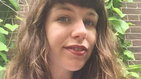 H&M sizing: 'I couldn't get the jeans past my thighs'