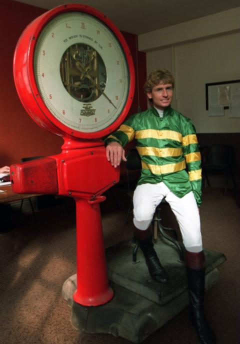The jockey who raced again after reading his own obituary - BBC News