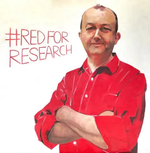 Coronavirus: Leicestershire artist paints portraits for 'NHS heroes'