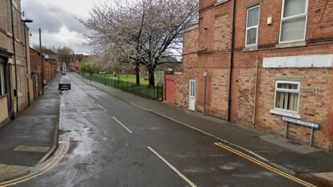 Three Nottingham gang members jailed over 'tit-for-tat' shootings - BBC ...