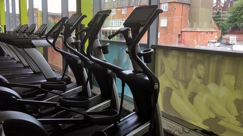 Dumfries leisure centre reopens after nearly five years - BBC News