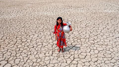 Climate change: IPCC scientists say it's 'now or never' to limit ...