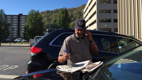 TV reporter spends retirement investigating brutal murder - BBC News