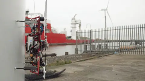 Robotic inspectors developed to fix wind farms