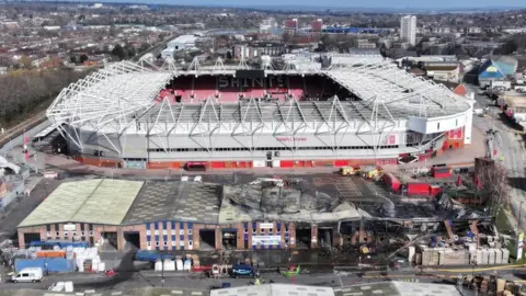 Southampton fire: Crews still tackling hotspots at fire near stadium