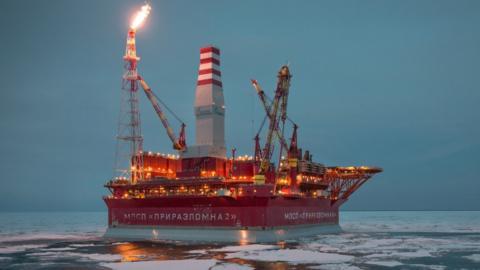 Gas flaring: What is it and why is it a problem? - BBC News