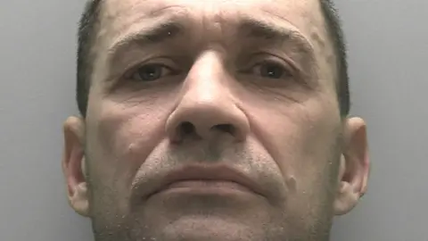 Police seek Victor Mitchell in connection with alleged threats to kill