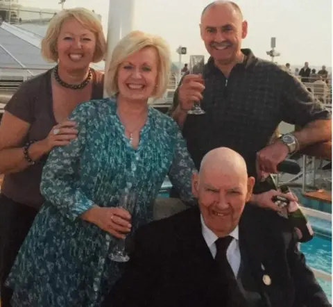 Tom Gilzean: Prolific charity fundraiser to receive MBE posthumously