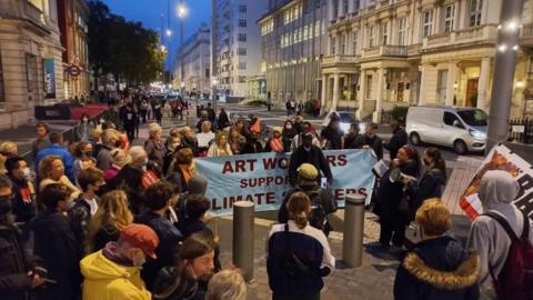 Science Museum: Climate activists in overnight protest over fossil fuel ...