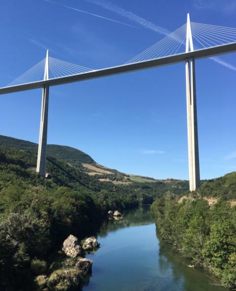 Your pictures on the theme of bridges - BBC News
