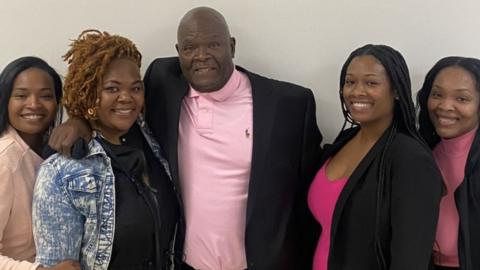 Lawmakers expelled: What to know about the 'Tennessee Three' - BBC News