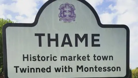Thame mayors to cycle 340 miles to twin town of Montesson