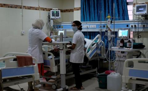 India facing a pandemic of antibiotics-resistant superbugs - BBC News