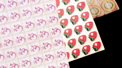 Will LSD ever be accepted as mainstream treatment? - BBC News