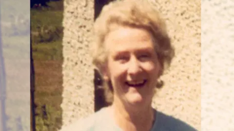 Doreen Morris was stabbed to death with fork, inquest finds