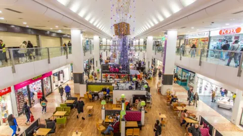 Harlow Council buys Harvey Centre for £21m