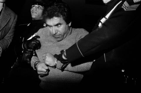 In pictures: Framing the Mafia - BBC News