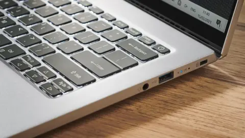 Oxfordshire: Laptops given to those in need over winter