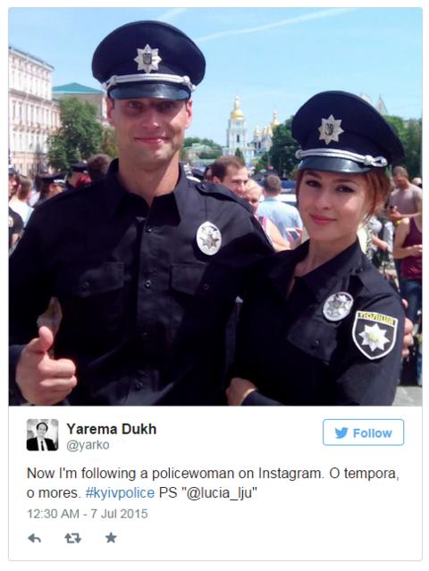 The photogenic new police officers patrolling Kiev's streets - BBC News