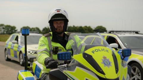 Lincolnshire: Dedicated roads policing unit aims to cut deaths - BBC News