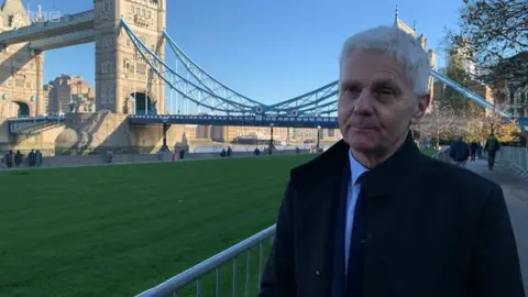 Mayor and London Assembly set for City Hall move