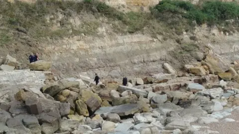 Three men in kayak off Dover among 29 migrants detained