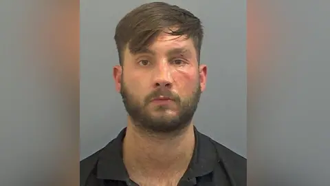 TikTok : Man jailed after mother and daughter died in crash on A421