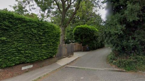 Longfield homes evacuated after gas fire at garage - BBC News