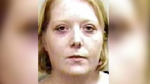 Ellen Frith murder: Parole hearing for killer Dean Carr - BBC News