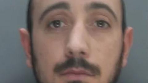 Sean Cox: Liverpool fan thanks supporters ahead of charity match - BBC News