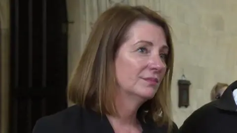 Olly Stephens: Mother reveals meaning behind mural of Reading teen