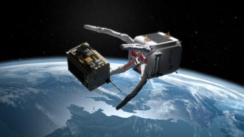 Space Junk: New technology could use a giant litter picker in space ...