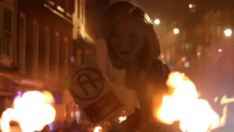 Getty Images Liz Truss effigy at Lewes Bonfire