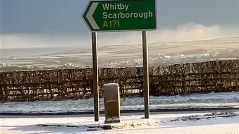 Whitby: Snows strand up to 100 cars on A171 moors route