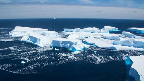 Giant Antarctic iceberg A68a is not done yet - BBC News