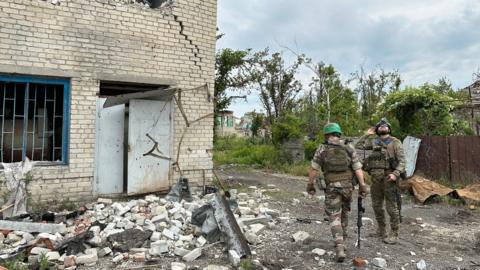 Ukraine war: The lethal minefields holding up Kyiv's counter-offensive ...