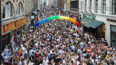 London Pride: Parade to return for first time since 2019 - BBC News