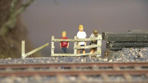 Huge Calder Valley model railway hidden from girlfriend unveiled - BBC News