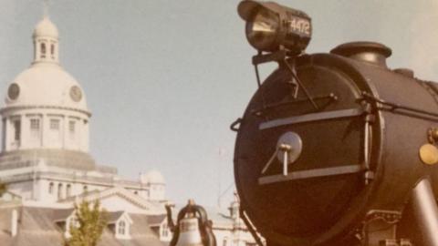 How Alan Pegler saved Flying Scotsman for the nation - BBC News