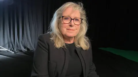 London mayor elections: Susan Hall pledges to expand Night Tube