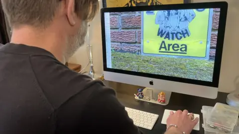 Gloucester photographer turns rubbish into full-time career