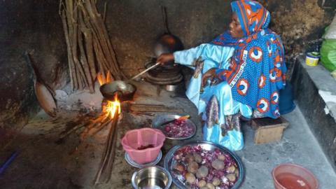 Mwani unavyowapa furaha wanawake Zanzibar, na kukabili mabadiliko ya ...