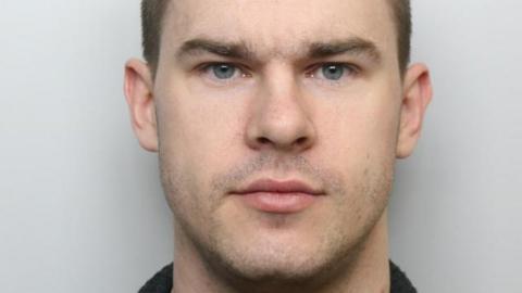 Ryan Fleming: Neo-Nazi paedophile jailed for messaging children - BBC News