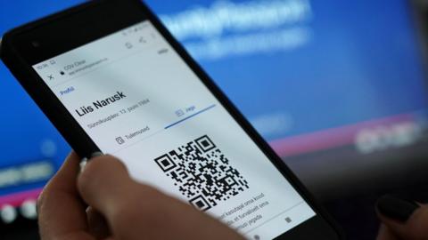 Coronavirus: How 'immunity passports' could create an antibody elite ...