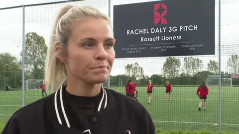 Harrogate Lioness Rachel Daly unveils pitch at former school