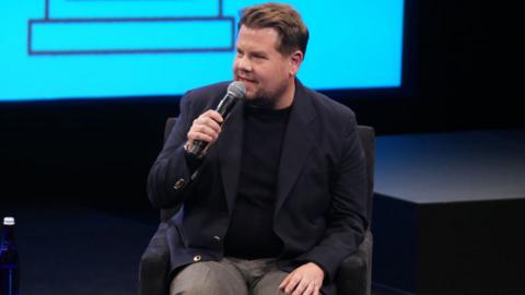 Comedian James Corden apologises after Balthazar restaurant ban - BBC News