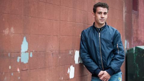 2011 riots: How one night changed my life - BBC News