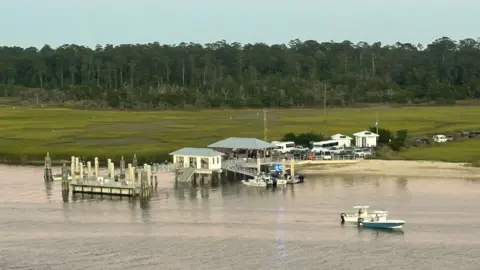 Sapelo Island: At least seven dead after dock collapse in Georgia